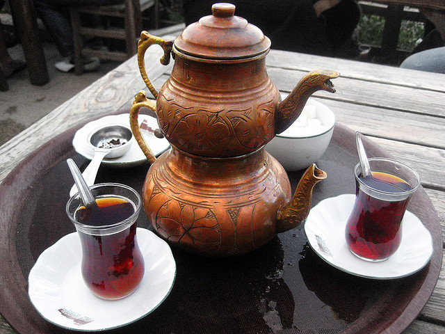 The Design of the Turkish Tea Experience | Eating The World