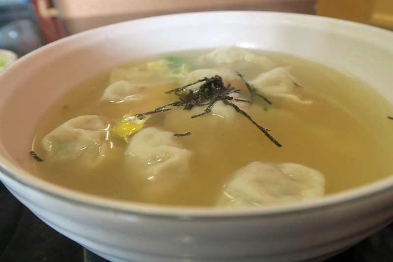 Mandu-guk (Korean Dumpling Soup) for Lunar New Year | Eating The World